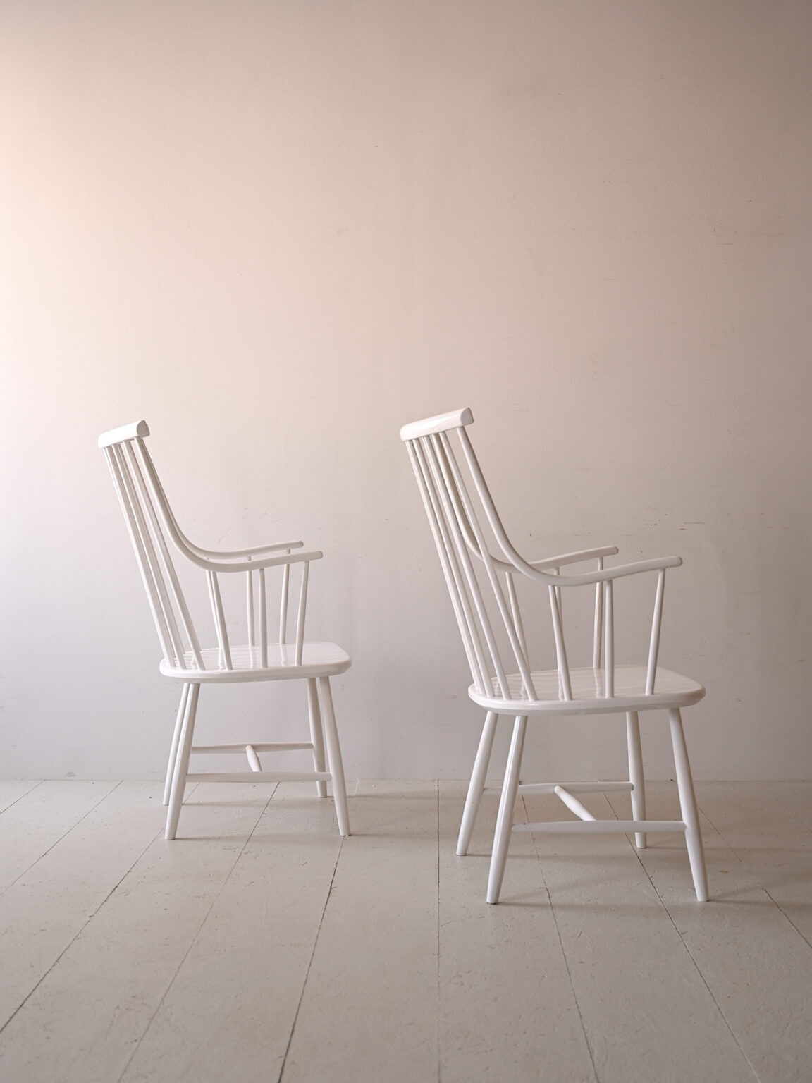Pair of chairs designed by Lena Larsson model "GRANDESSA" | Casafika