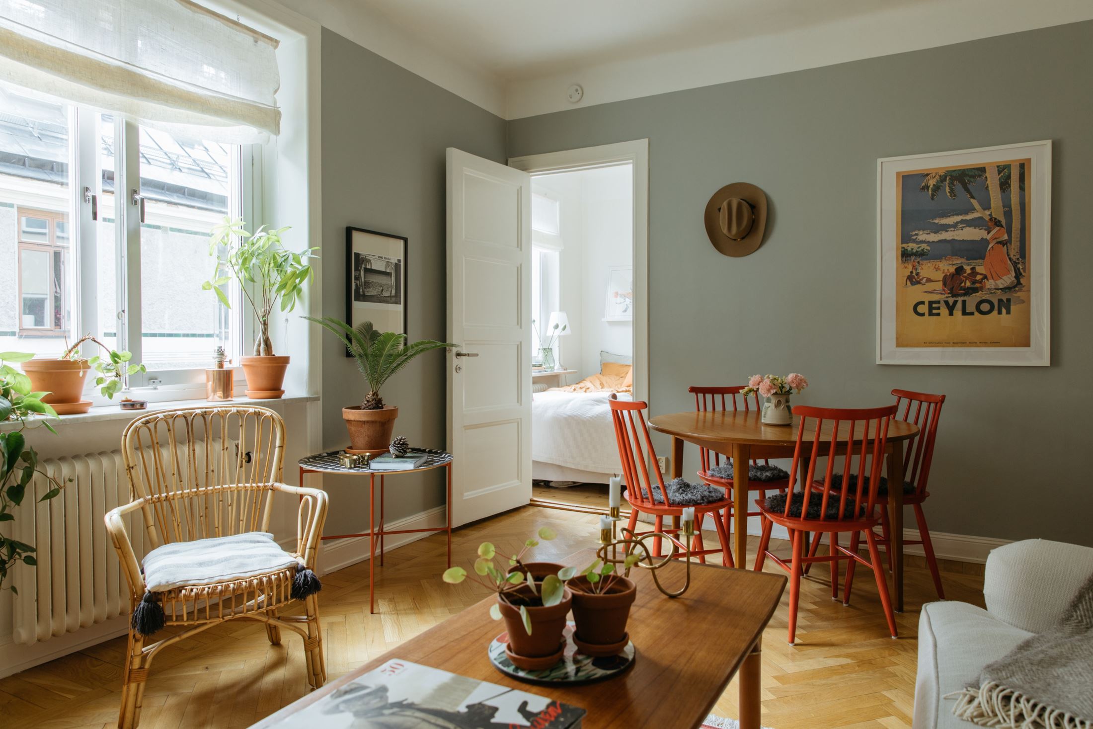 Vintage Scandinavian seating: 13 models of iconic chairs and armchairs ...