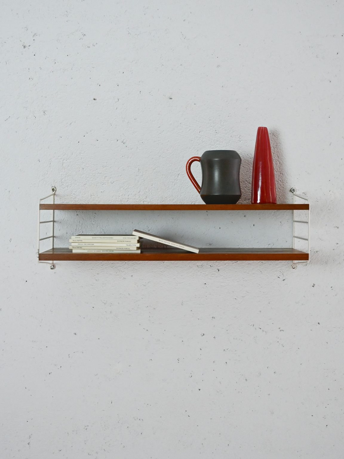 Scandinavian two-shelf shelving unit | Casafika