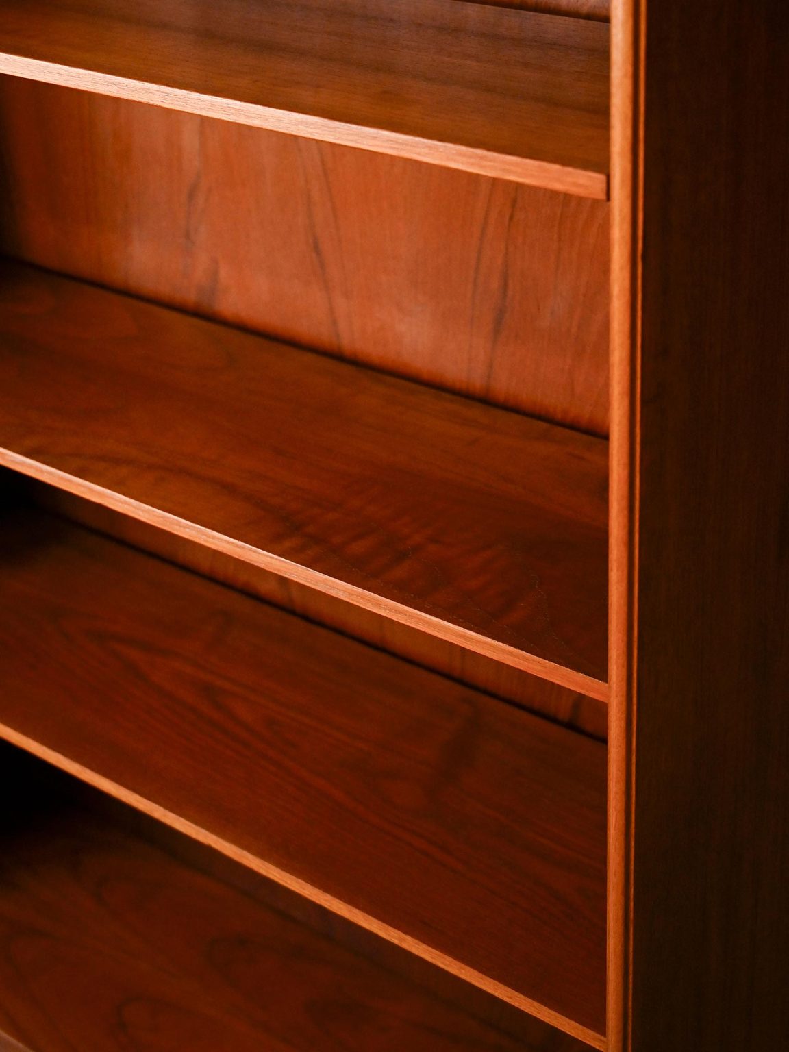 Scandinavian wall bookcase in teak, 1950s/60s | Casafika