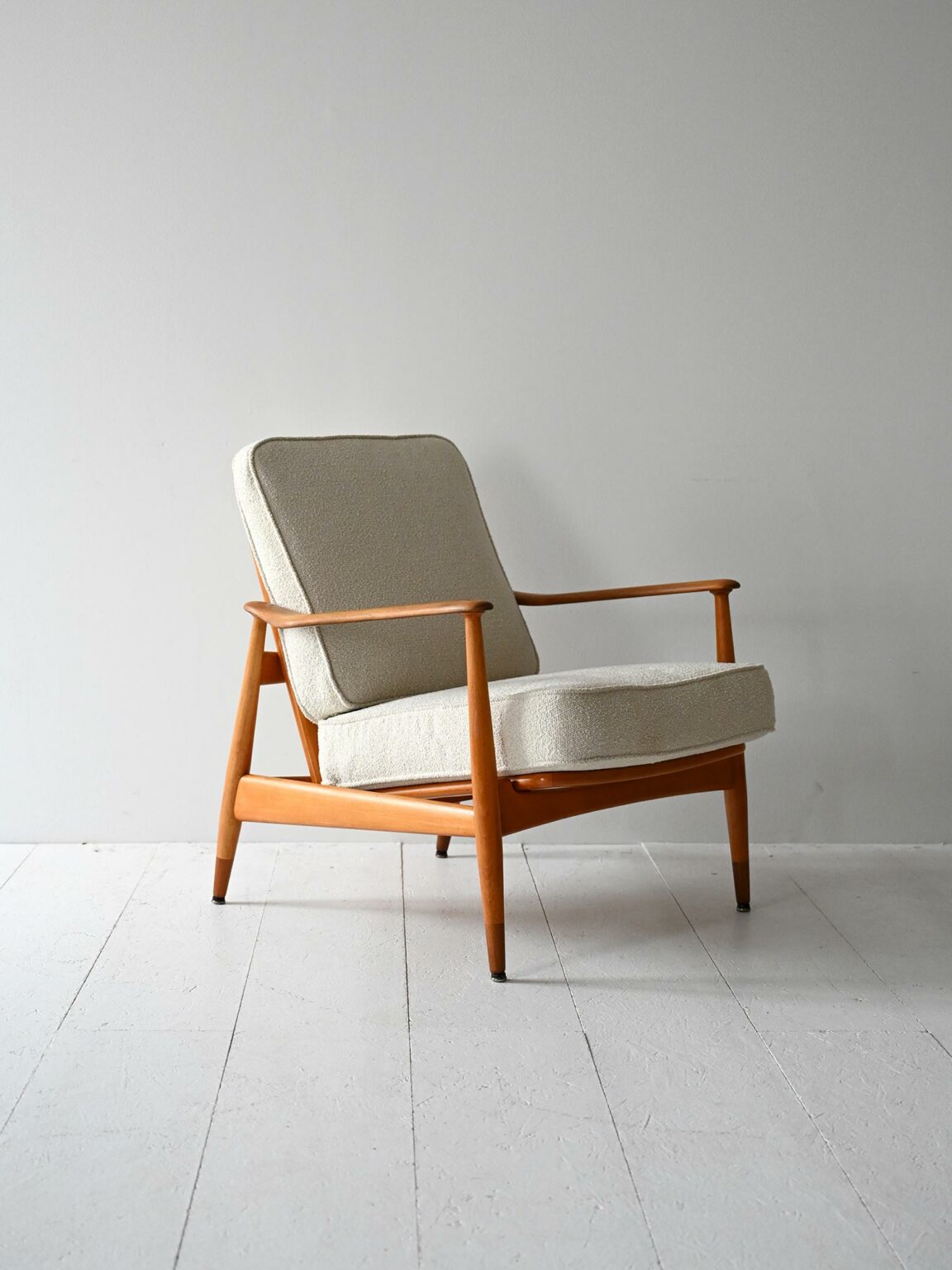 FD 161 Danish armchair by Arne Vodder | Casafika