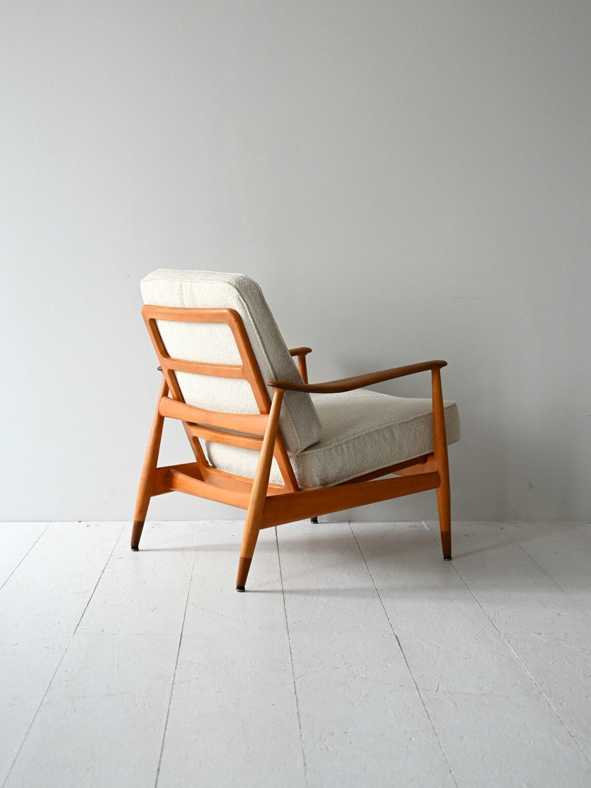 FD 161 Danish armchair by Arne Vodder | Casafika