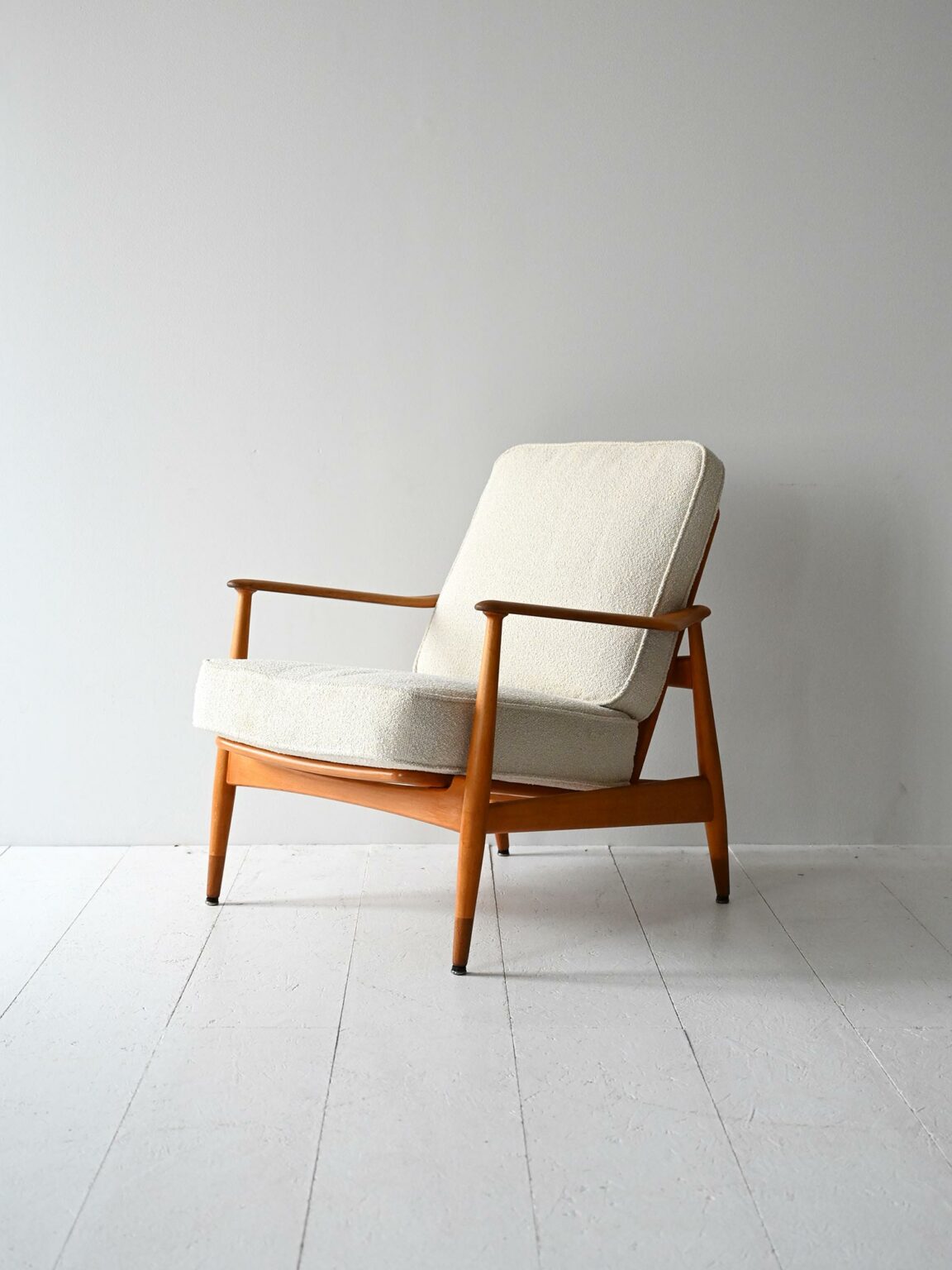 FD 161 Danish armchair by Arne Vodder | Casafika