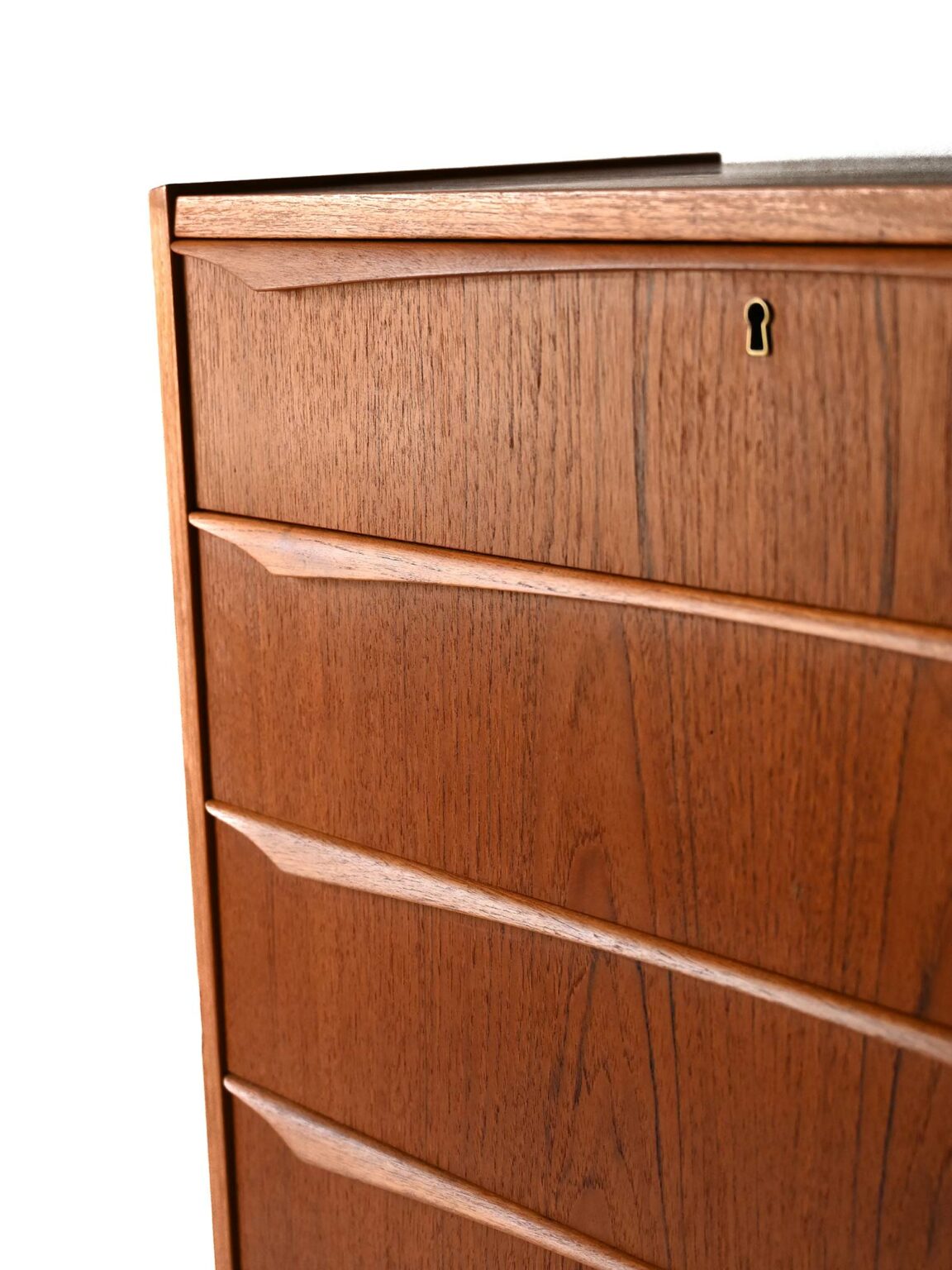 Scandinavian teak chest of drawers from the 1950s/60s | Casafika
