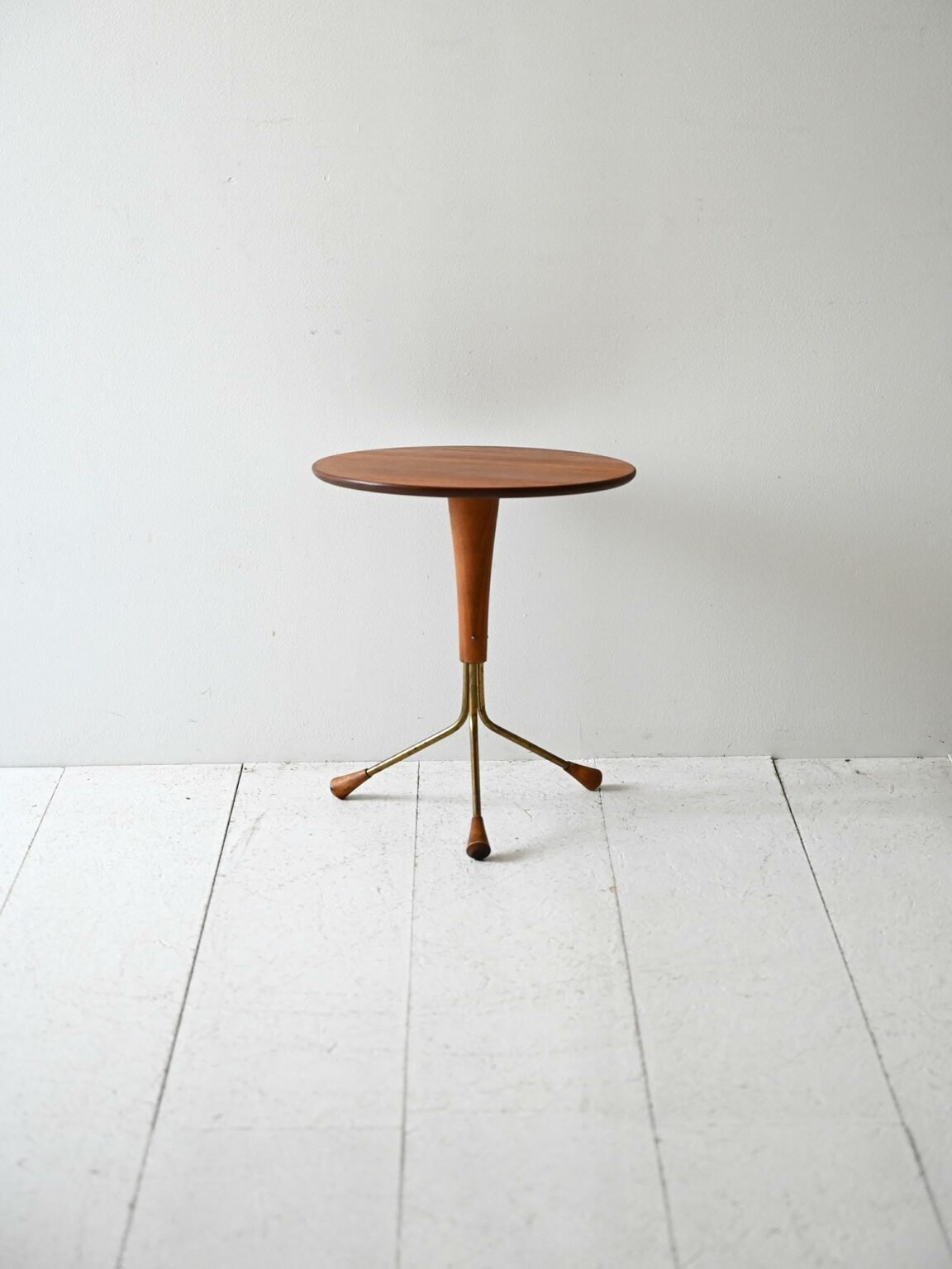 Scandinavian vintage teak coffee table | Casafika