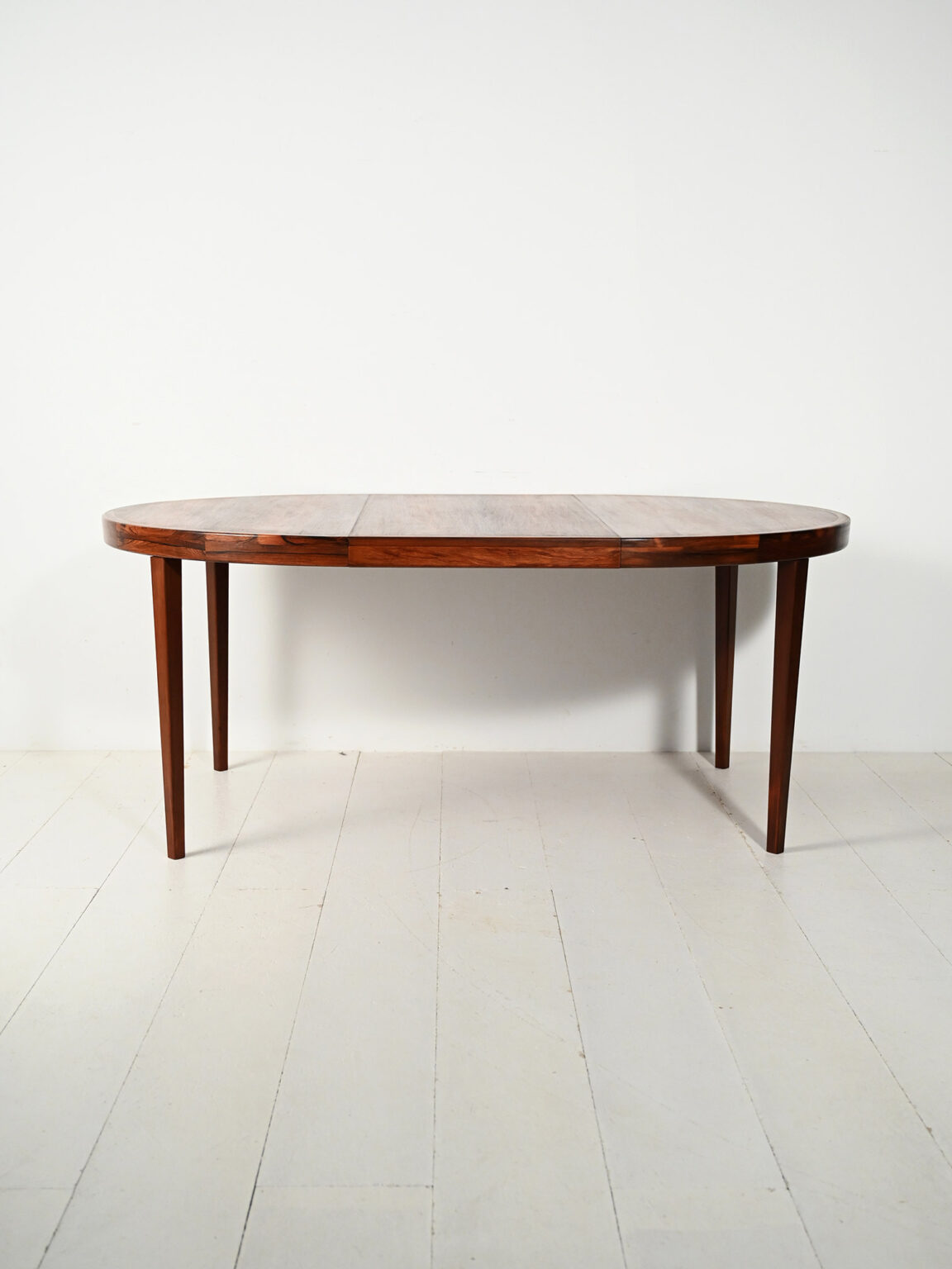 Danish rosewood round table 1950s/60s | Casafika