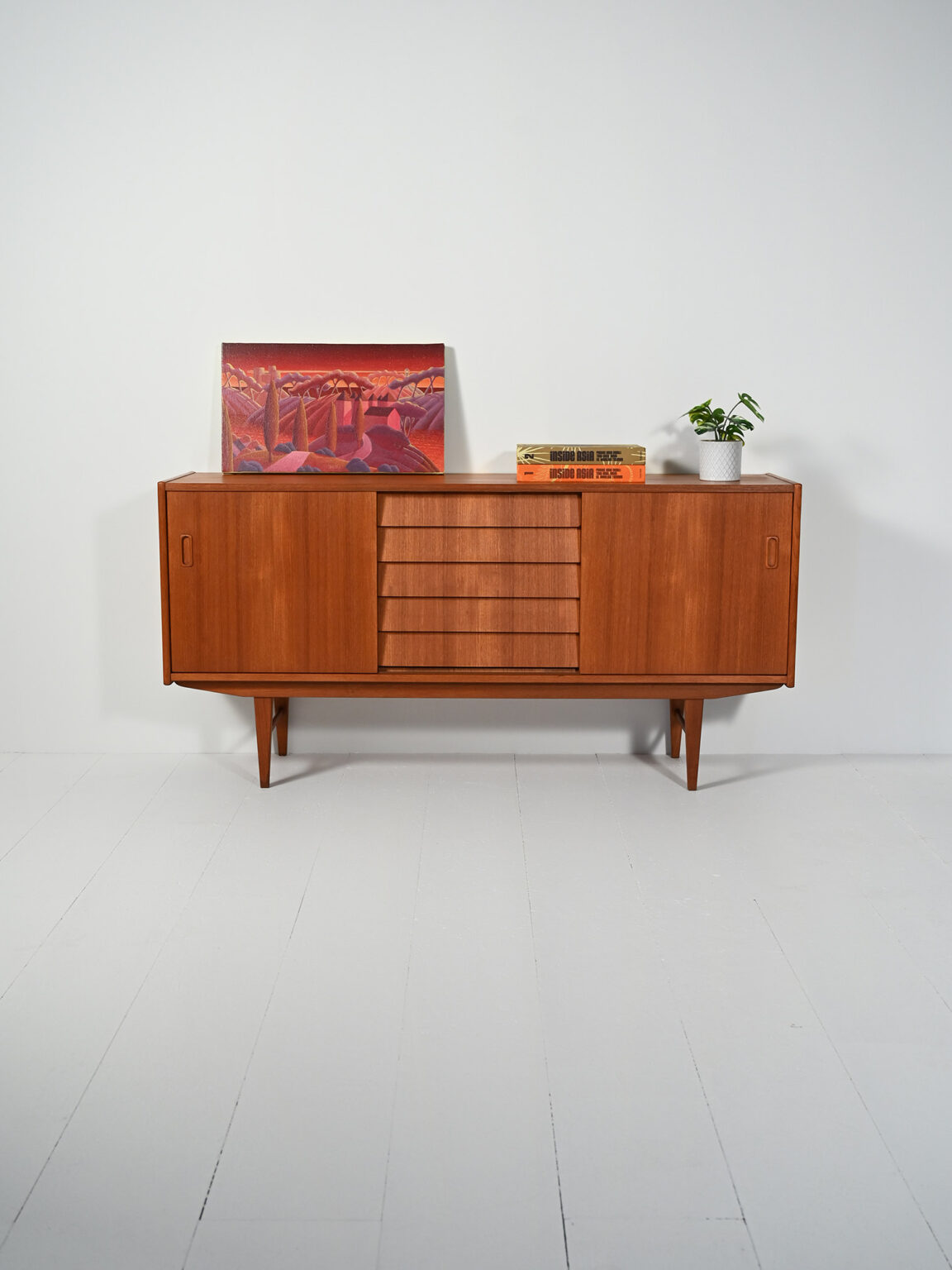 Scandinavian sideboard with 50s/60s tin drawers | Casafika