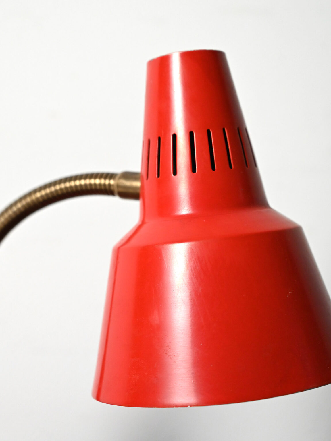 Red table lamp produced by Gemi red 1960s | Casafika