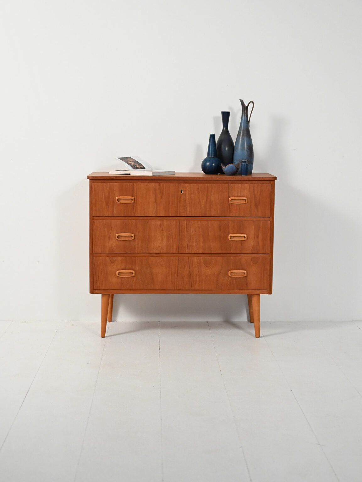 Scandinavian teak chest of drawers with double carved oak handles ...