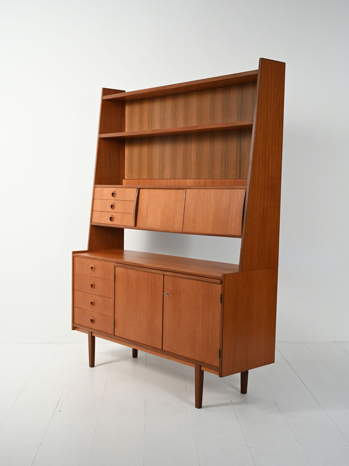 Sideboard with teak and mahogany bookcase | Casafika