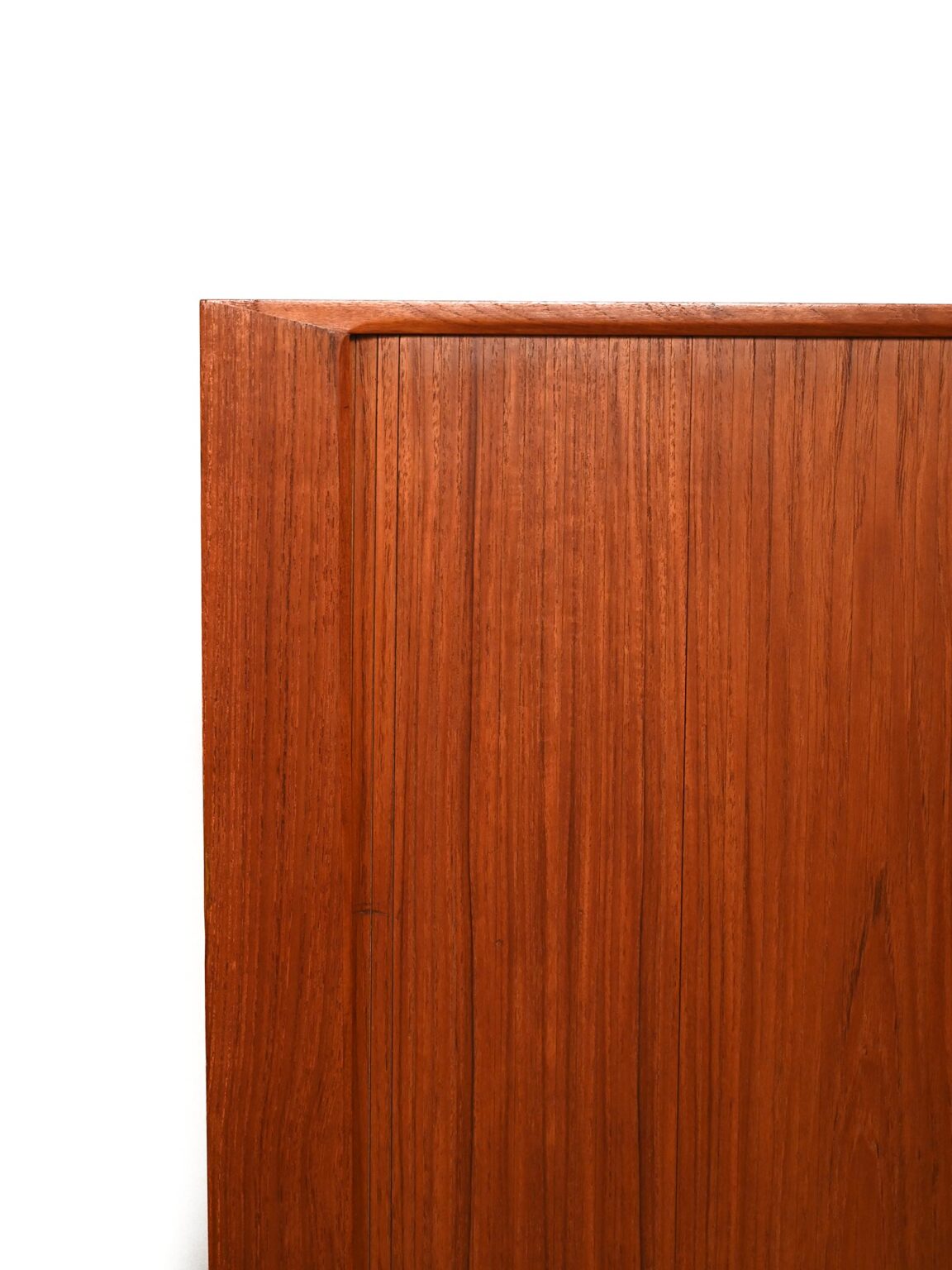 Scandinavian bar cabinet by Kurt Østervig | Casafika